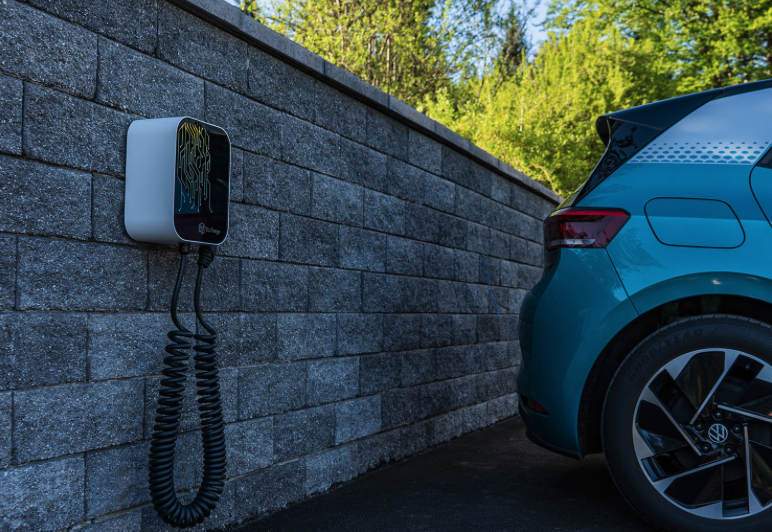 GL Charge presenta la wall box Glowbox disponibile in tre diverse ...